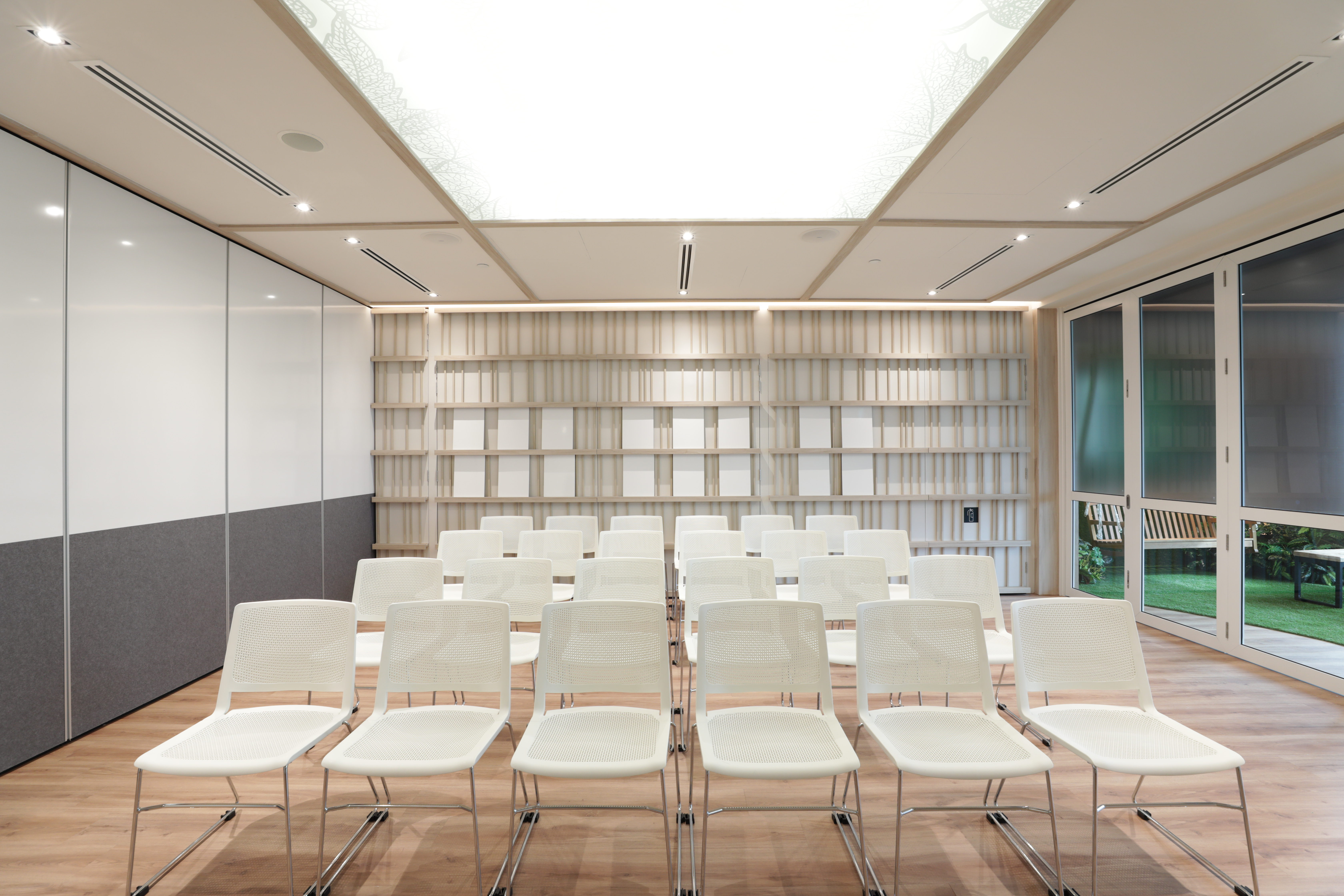 R5 Book Hall